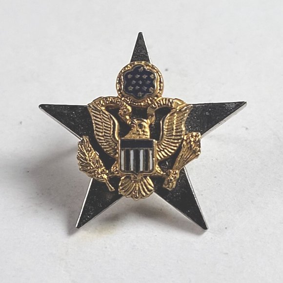Accessories | Vintage Us Army Officer Rank Insignia Sterling Silver ...